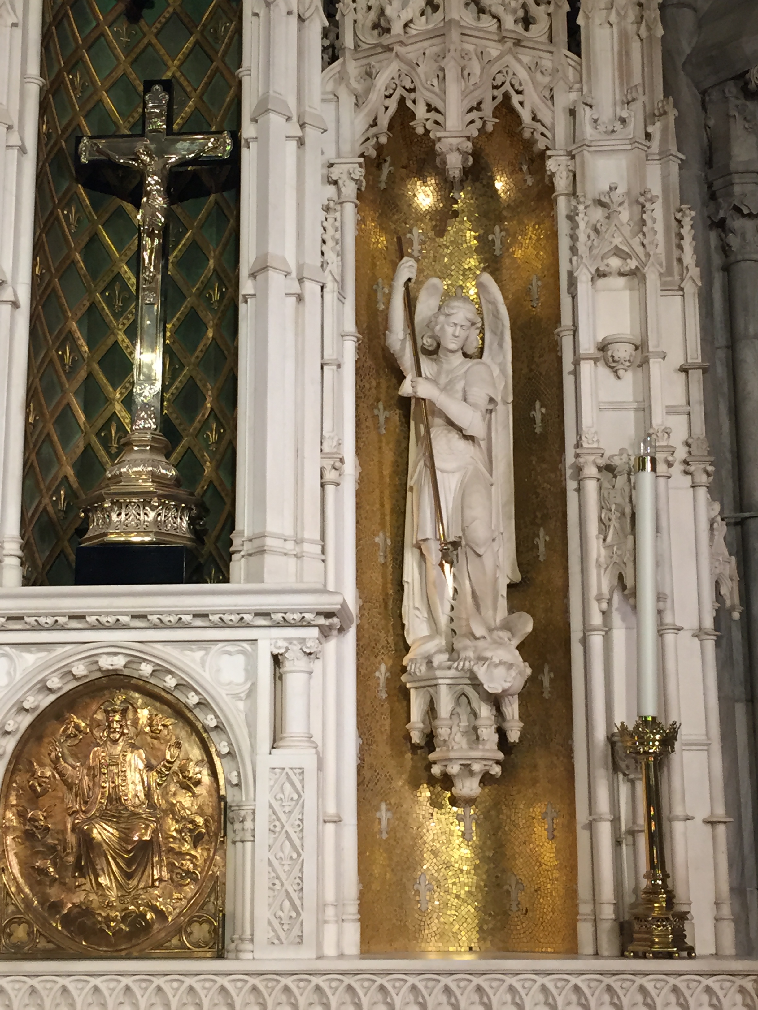Peaceful Places to Visit: St. Patrick’s Cathedral - BashfulAdventurer.com